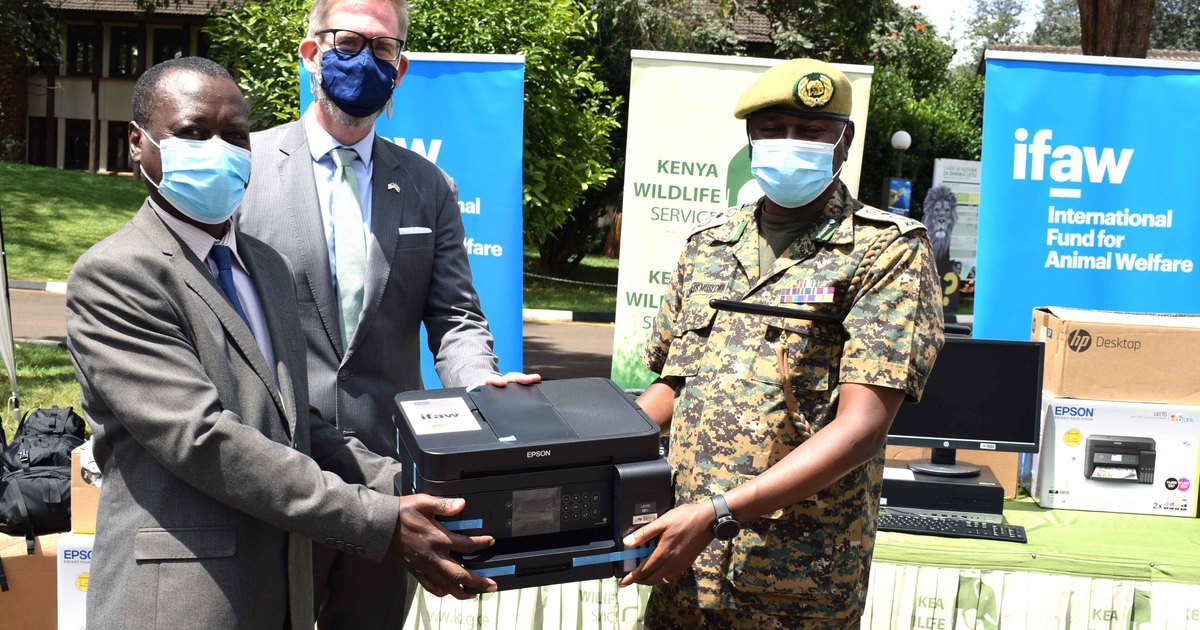 new equipment helps rangers fight wildlife crime in Kenya