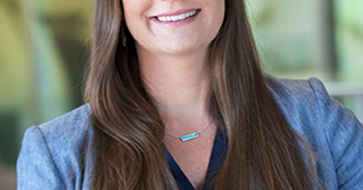 Dr. Sarah Sharp, Veterinärmedizinerin | IFAW