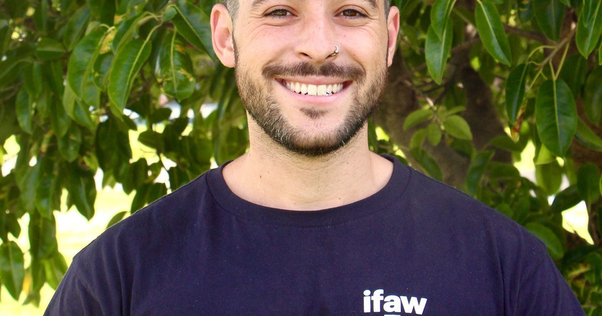 Robert Leach | IFAW